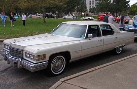 Classic Cars - Antique Autos at Euclid Beach Park Car Show