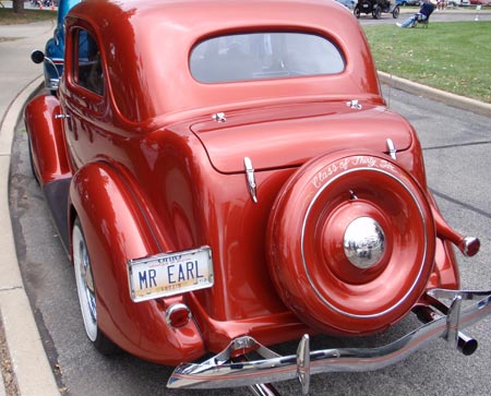 Classic Cars - Antique Autos at Euclid Beach Park Car Show